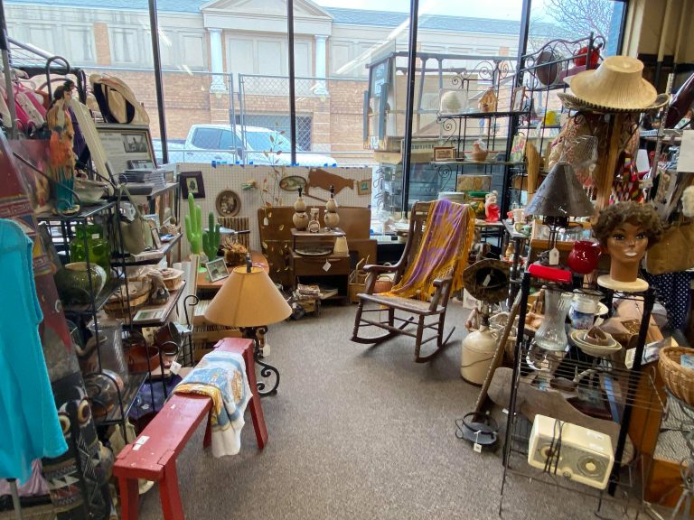 Booths / Dealers : Pickers Universe LLC